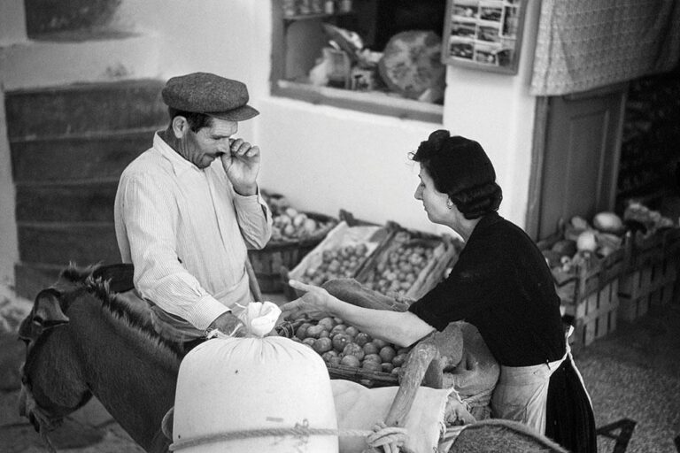 Robert Mc Cabe, Μύκονος 1955-1957 - Mykonos Locals