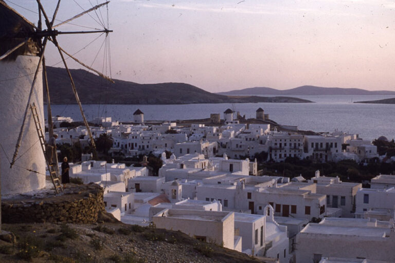 Η άγνωστη Μύκονος του 1958 - Mykonos Locals