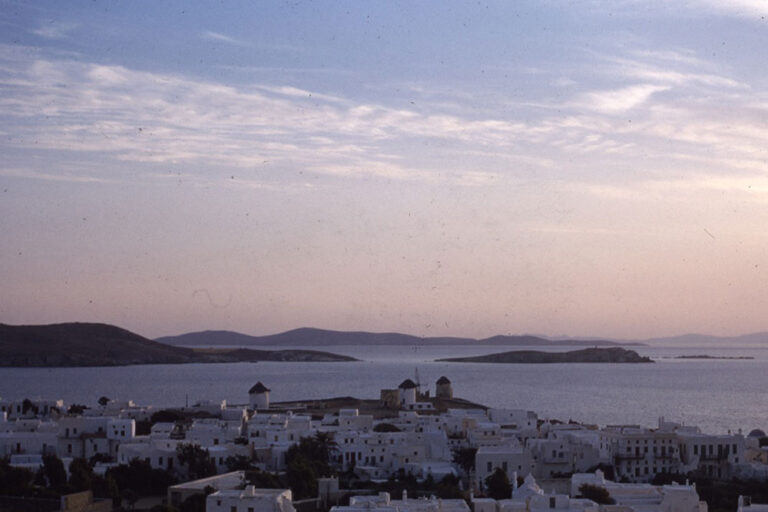 Η άγνωστη Μύκονος του 1958 - Mykonos Locals